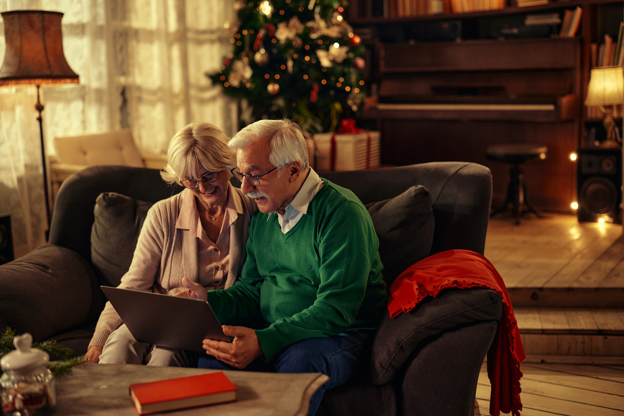 Leaning on technology to stay connected this holiday season
